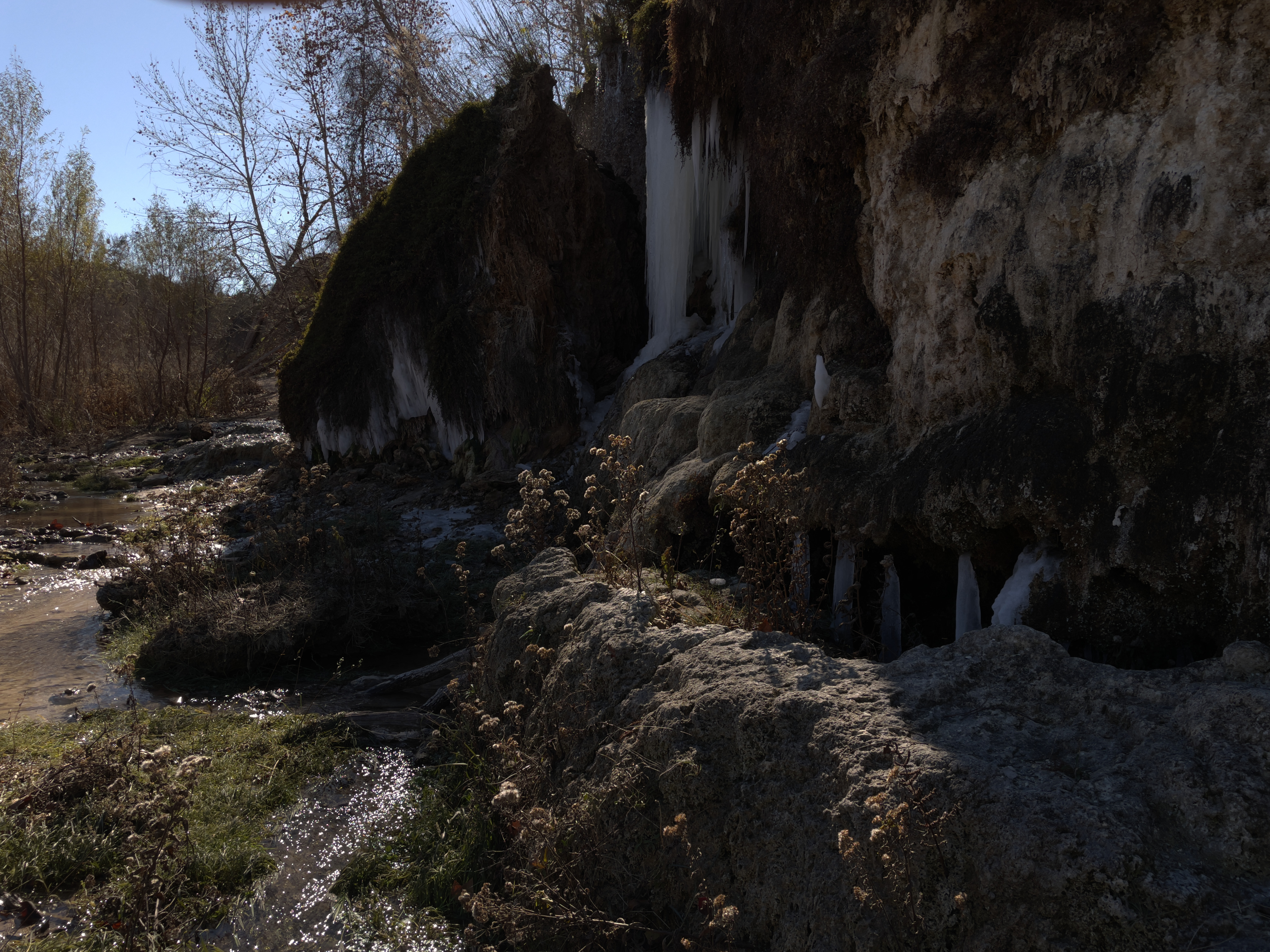 Crockett Gardens waterfall takes a tumble | Williamson County Sun