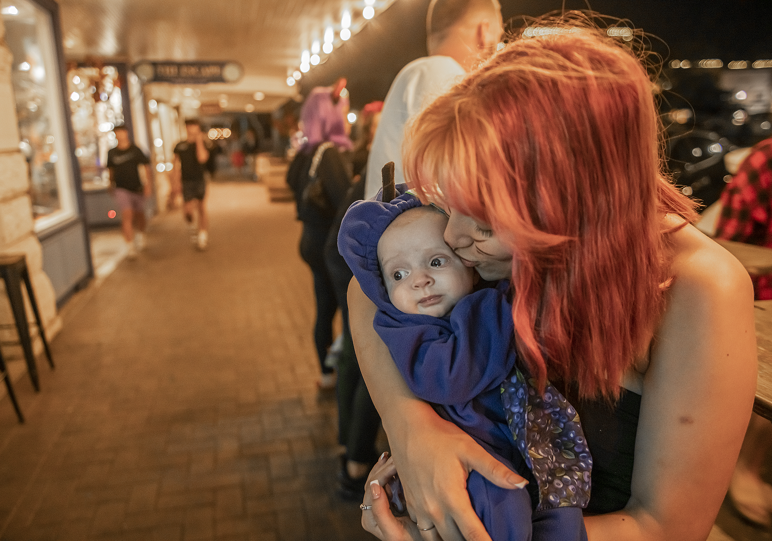 Costumes on Georgetown's Main Street | Williamson County Sun